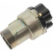 Standard Motor Products US85 Ignition Switch | Autoplicity