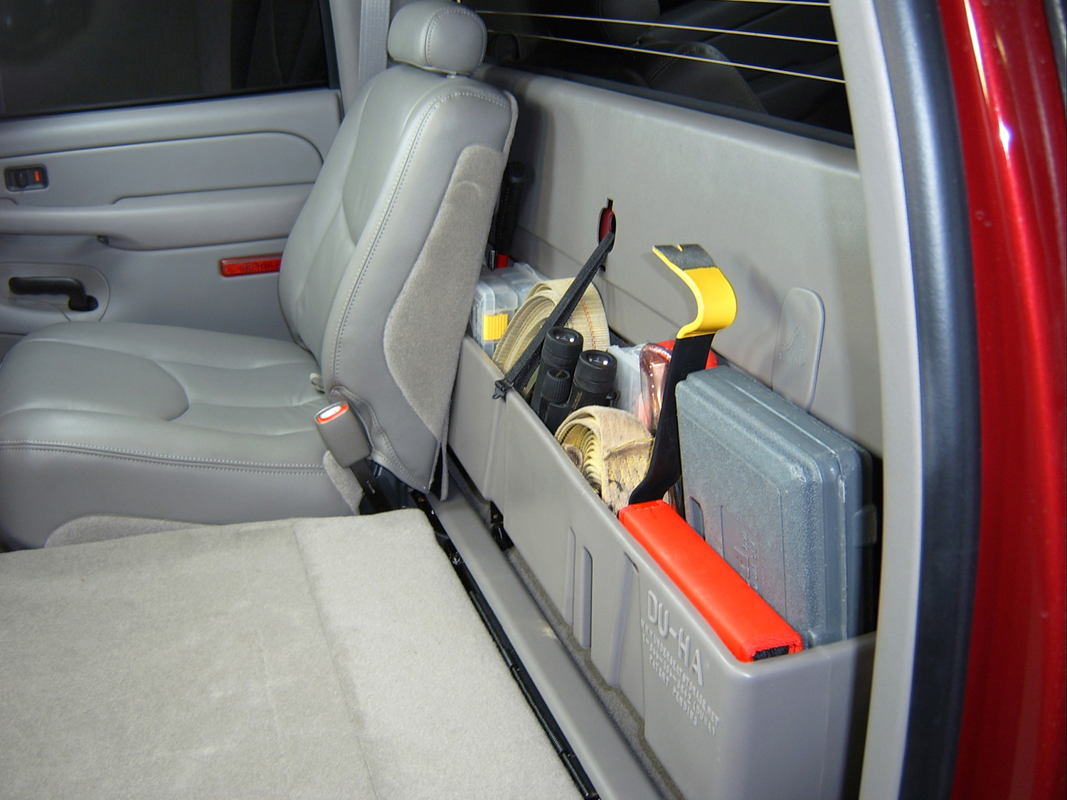 Du-Ha 10024 Provides Useful Storage Inside Your Truck Cab; Helps Keep ...