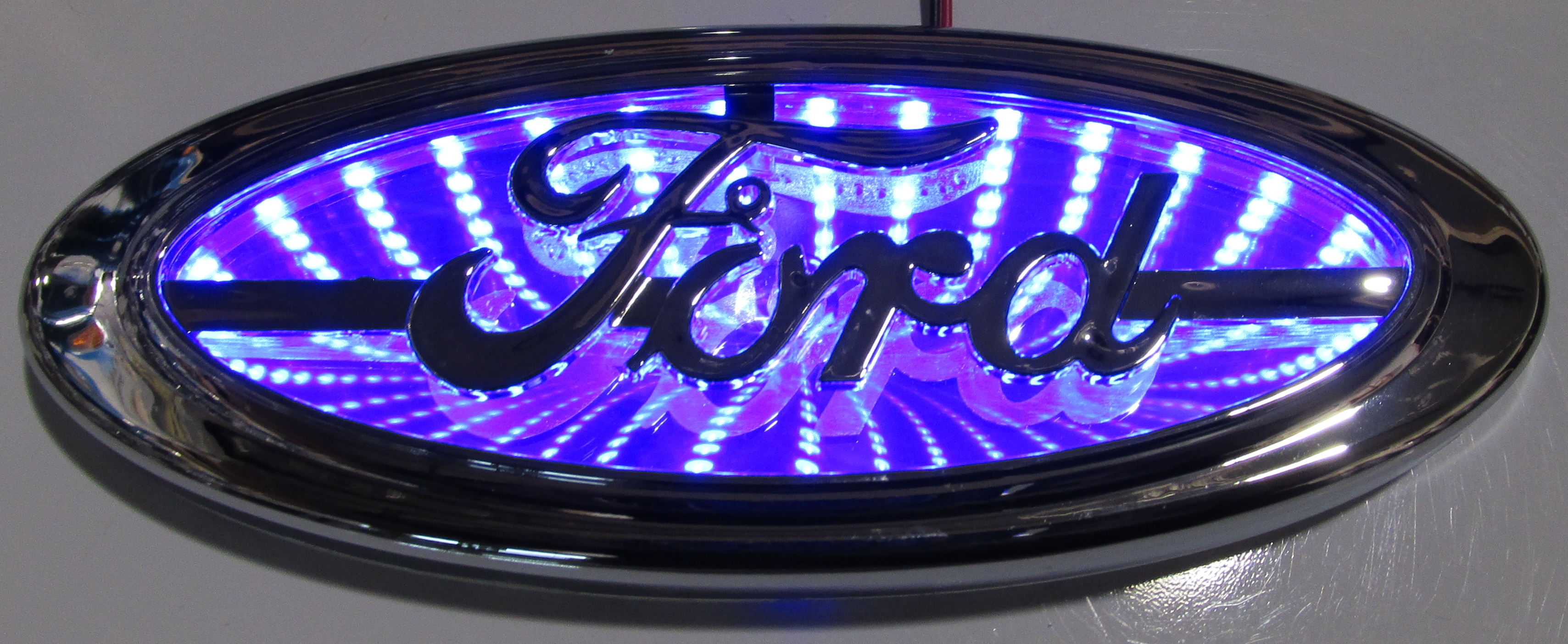 Race Sport RS-3DLED-FORD-B Led Logo Badge | Autoplicity