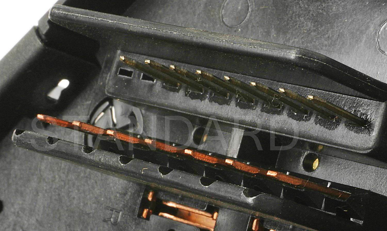 Standard Motor Products DS630 Headlight Switch | Autoplicity