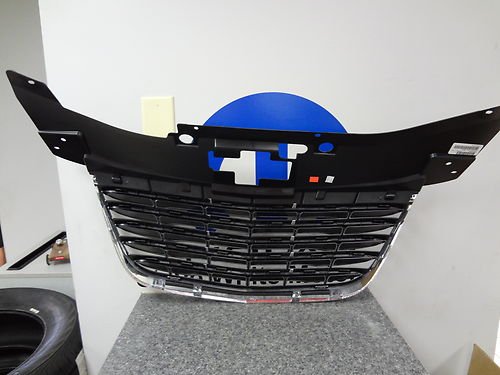 Mopar Performance 68102305AE MOPAR Grille | Autoplicity