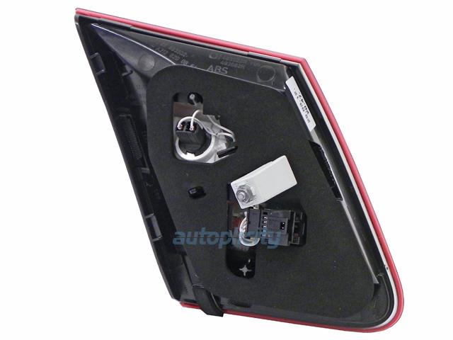 Ulo 212-906-02-58 Taillight Assembly | Autoplicity