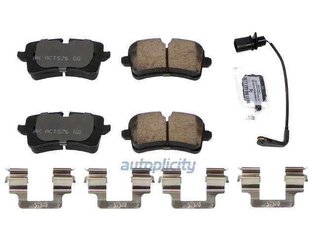 Akebono 4G0-698-451 Brake Pad Set | Autoplicity
