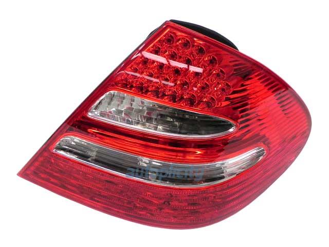 Ulo 2118200664 Mercedes 211 820 06 64 / Tail Light | Autoplicity
