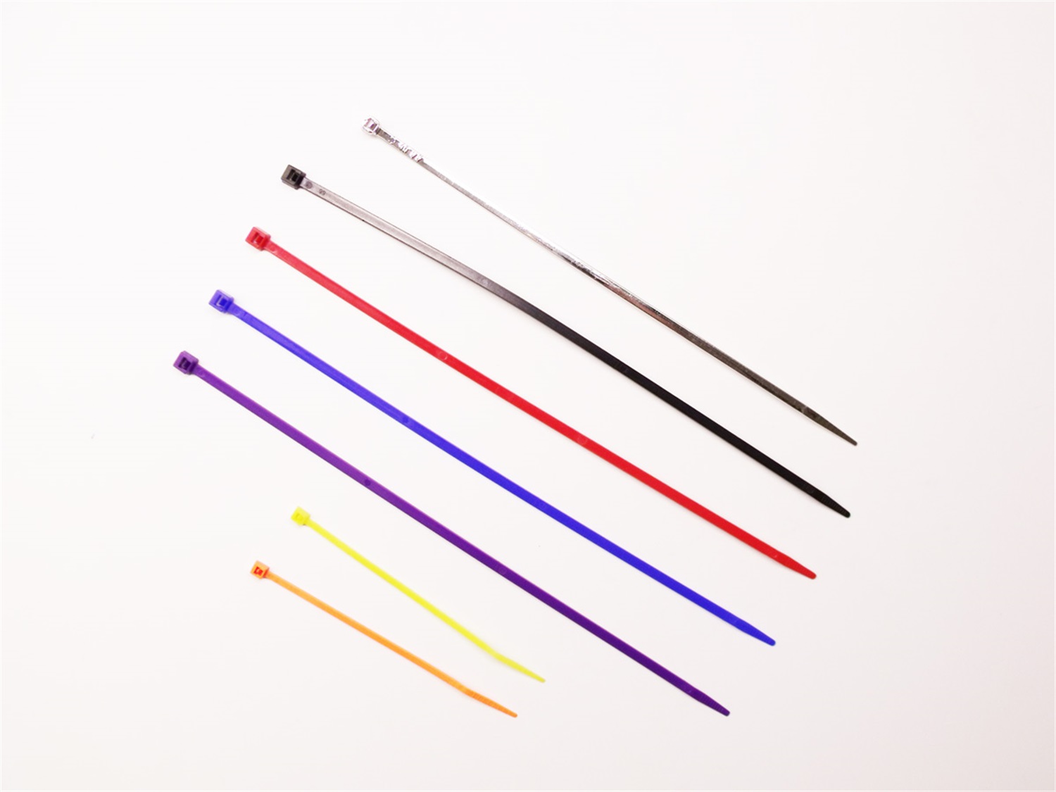 Taylor Made 43013 Cable Wire Ties 8 in. Length | Autoplicity