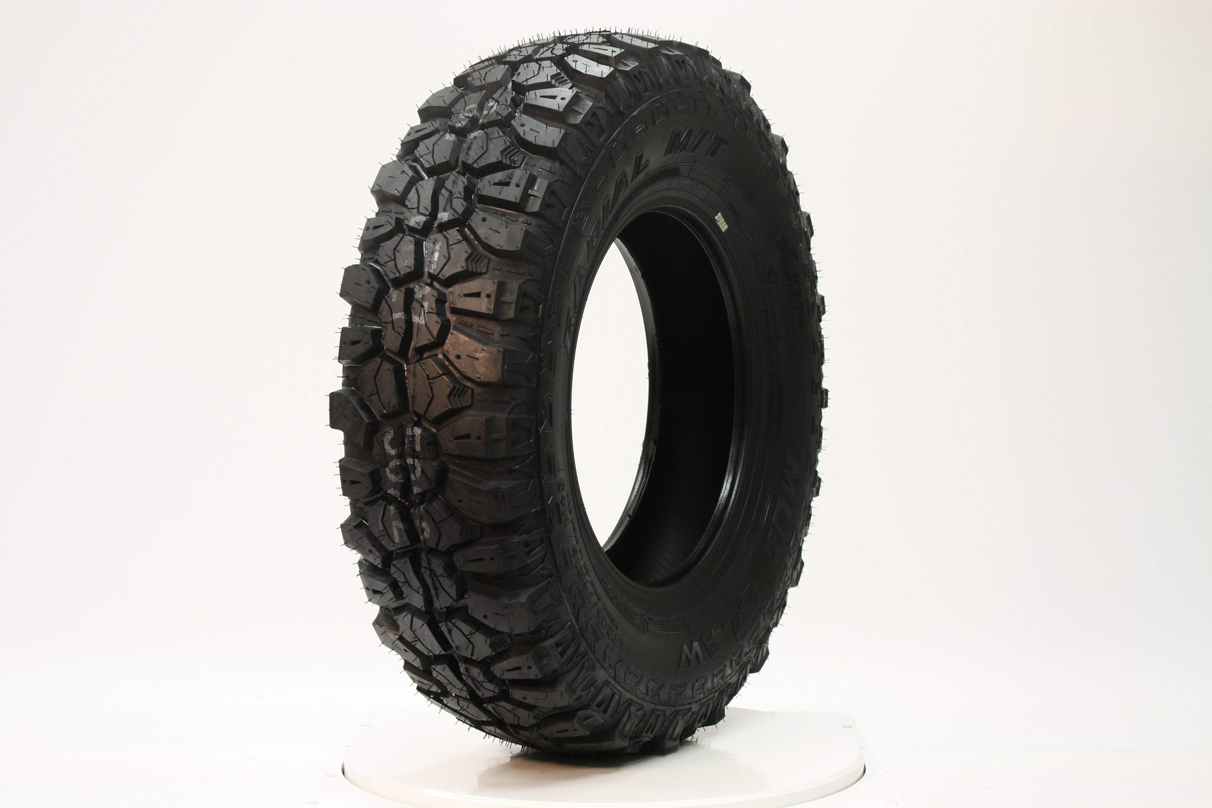 Sigma Wire CLW21 A Premium Mud Traction Tire With A Deep, Aggressive ...