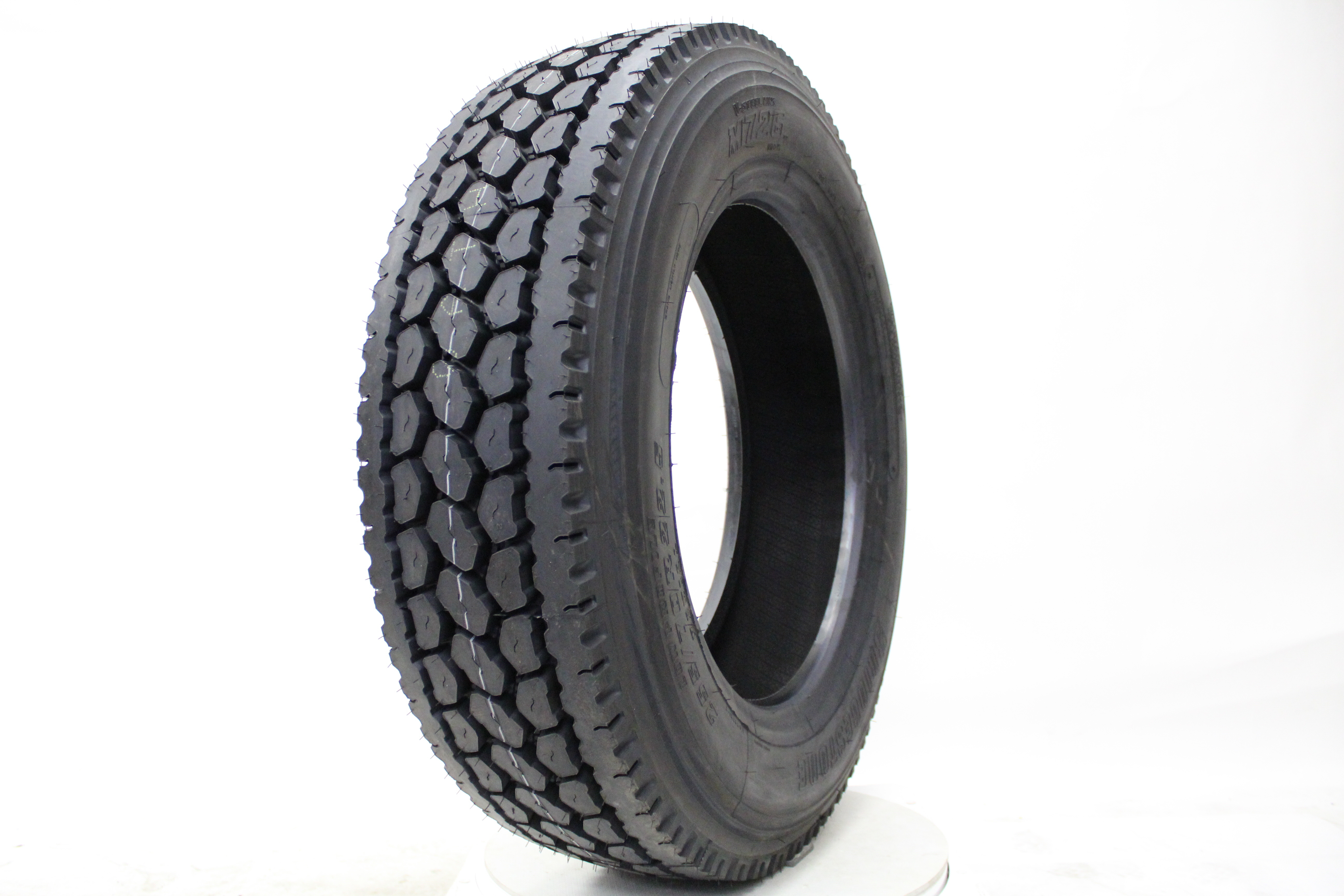 Bridgestone M726 255/70R23 L 297585 | Autoplicity