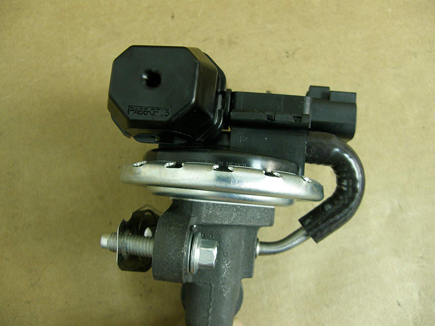 Genuine Land Rover LR012028 Egr Valve | Autoplicity