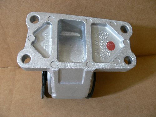 Genuine Land Rover LR091364 Genuinetransmission Mount Range Rover Sport ...