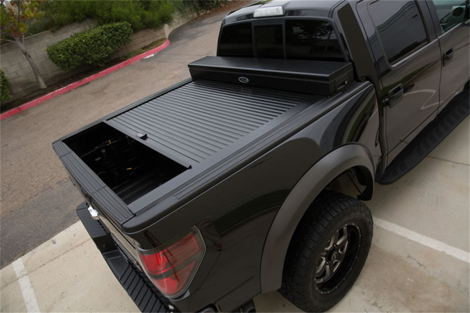 Truck Covers USA CRJR443 Junior Size Toolbox And Hard Retractable Roll ...