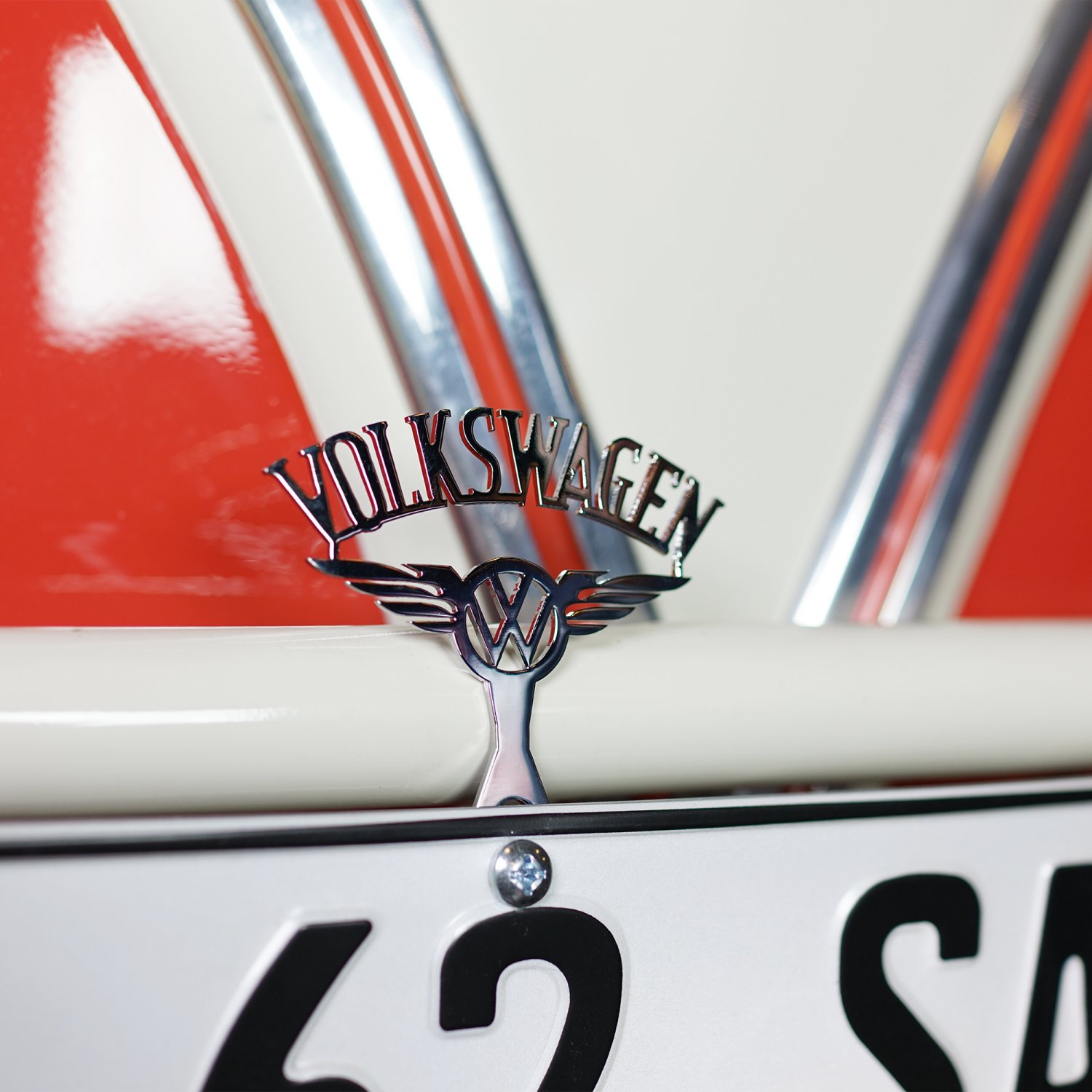 KaferLab VPALPT016 Volkswagen Chromed License Plate Topper | Autoplicity